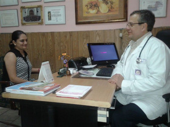 Dr. José Javier Renderos Vásquez | Médicos de El Salvador