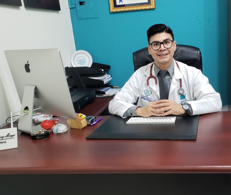 Dr. Herberth Luis Cruz Monge - Medicina Interna en Médicos de El Salvador